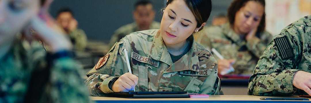 Attending Medical School | Medicine + the Military